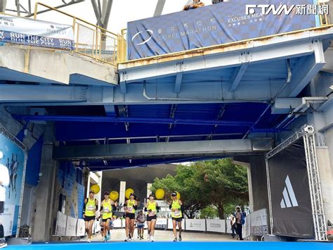 台北馬拉松「3跑者冷到命危！」送醫後救回 另1人中風搶救中 Ftnn 新聞網