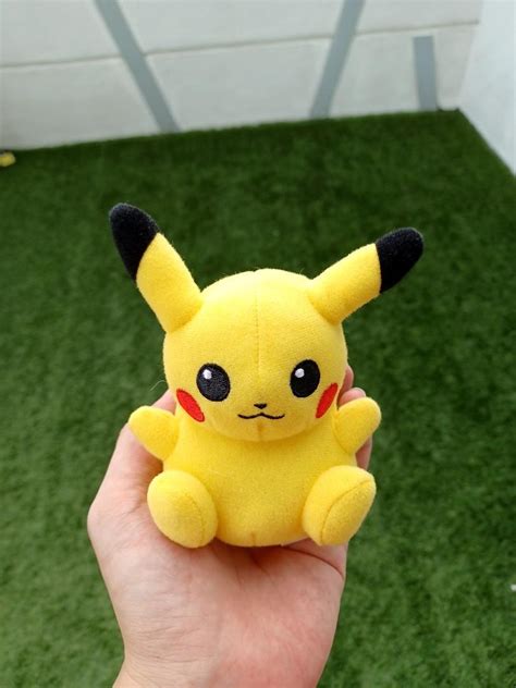 Pokemon Pikachu Small And Cute Pokemon Center 2013 Plush Doll Hobbies