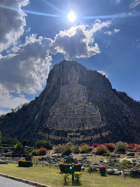 လွမ်းစိမ့် ဘတ် ကျပ် အမြန်ငွေလွှဲ Bangkok