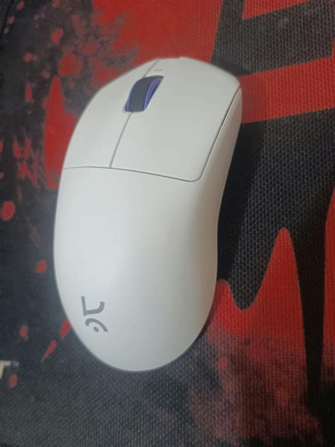 Ikarus White 55g Wireless Gaming Mouse Kreo