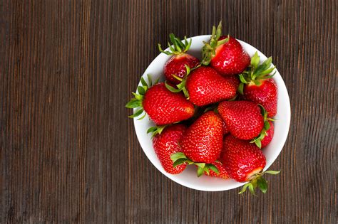 Strawberry Fragrance Oil Voyageur Soap And Candle