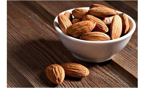 Almonds Offer Several Health Boosting Benefits More So For Diabetics FitBiz In Fitness
