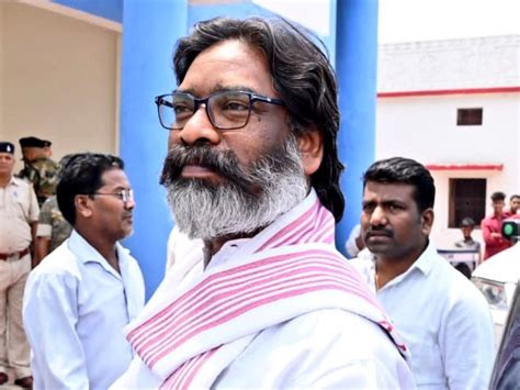 Former Jharkhand Cm Hemant Soren Walks Out Of Jail After 5 Months Watch
