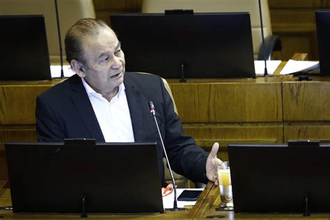 Diputado Celis señala como adecuada la renuncia de Kathia Guzmán