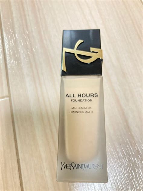 オールアワーズ リキッド｜yves Saint Laurent Beauteの色味は？色選びの参考になる口コミ Yves Saint