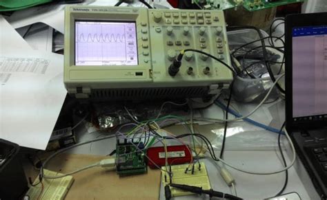 The Experimental Setup Of Capacitive Sensing Circuit Download