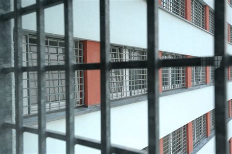 Jva Chemnitz Sex Mit Gefangener Jva Beamter Vom Vorwurf Des Sexuellen