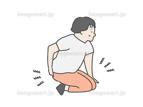 腰を痛めた女性介護士のイラスト素材 244566024 イメージマート