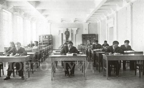 Монголчууд 🏦 Монгол улсын номын сангийн үүсэл хөгжил нь