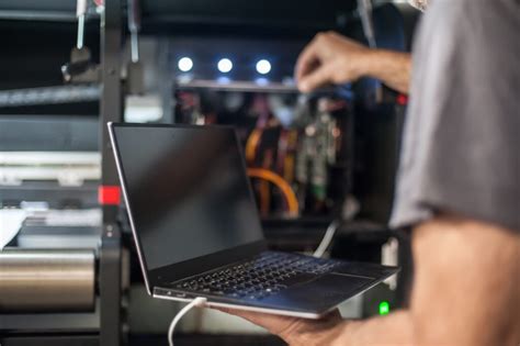 Fastapiとは？pythonのフレームワークの特徴や使い方を解説 Neutral