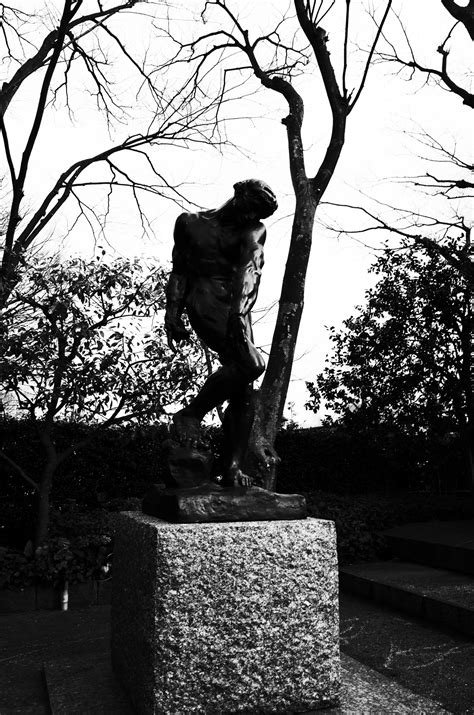 배경 화면 일본 검은 단색화 그림자 사진술 실루엣 조각 동상 도쿄 기념물 미술 나무 Gr 리코 영상 검정색과 흰색 흑백 사진