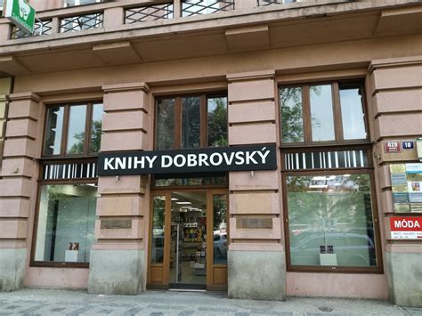 Knihy Dobrovský otevírají novou prodejnu v pražských Dejvicích