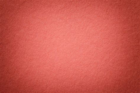 오래 된 밝은 빨간 종이 배경 근접 촬영의 텍스처 고밀도 골 판지의 구조입니다 0명에 대한 스톡 사진 및 기타 이미지 0명