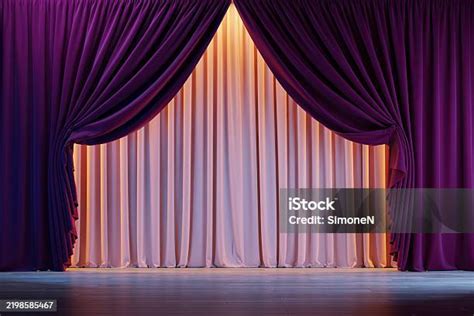 보라색과 분홍색 커튼이 있는 극장 무대 콘서트 극장 파티 댄스 템플릿에 대 한 배경 0명에 대한 스톡 사진 및 기타 이미지 Istock