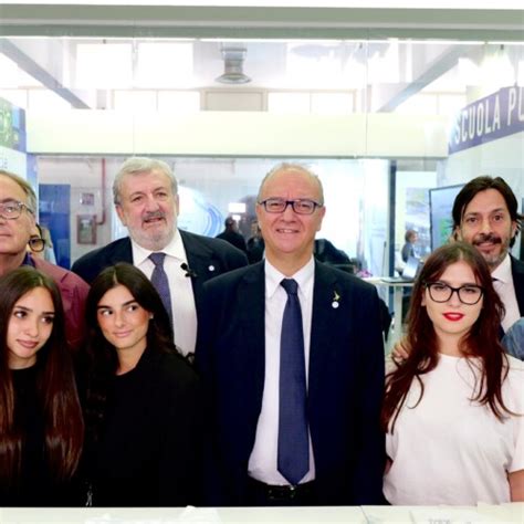 Le Nuove Sfide Della Scuola A Didacta Italia Edizione Puglia