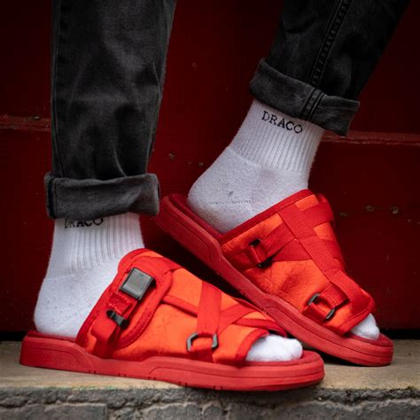 Dracoslides Comfortable Luxurious Slides For Men And Women Red
