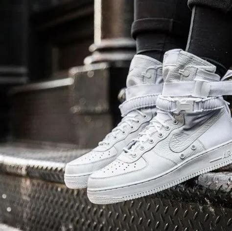Colur Available Men Nike Special Field Air Force At Pair In New Delhi