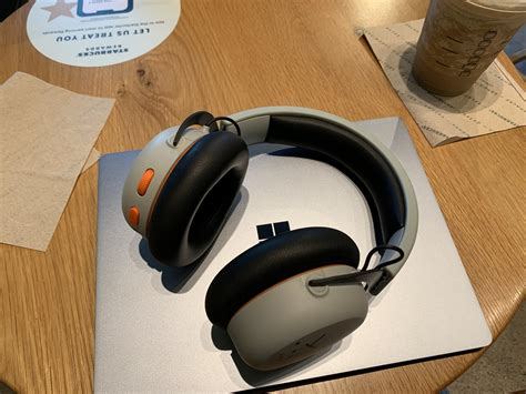 Logitech G435 Mic Test — World Bolding
