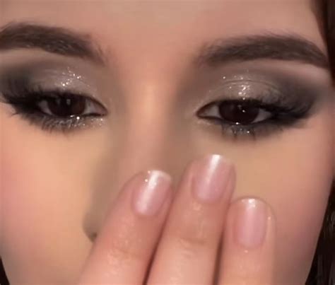 Pin By Alice Molly On Makeup Prom Eye Makeup Dance Makeup Prom