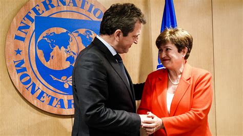 Desembolso Por 5300 Millones De Dólares Y Nuevos Ajustes Argentina Y