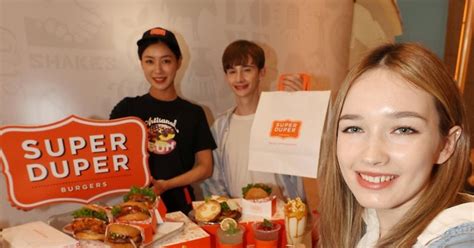 수제버거 슈퍼두퍼 강남점 오픈