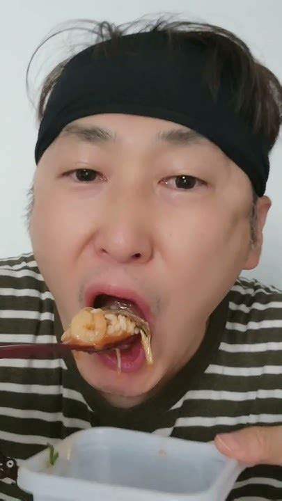 먹방브이로그차돌해물짬뽕뚝배기~해장하기 좋네 Youtube