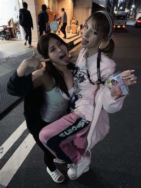 望月あやか🐟💗汁をかける少女 On Twitter ジューンさんjunelovejoy と メロディーさん