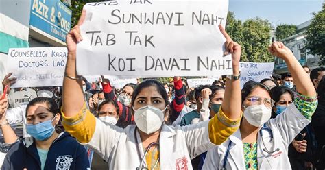 Delhi Resident Doctors Suspend Protest For A Week