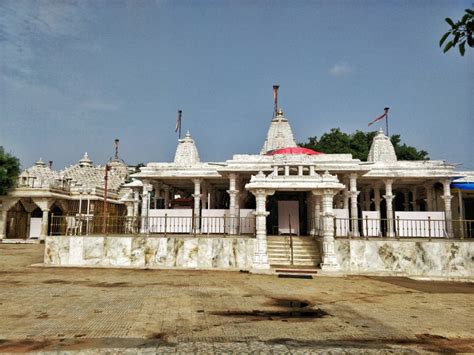 Mahudi Jain Temple Gujarat Maproute Travel Blog