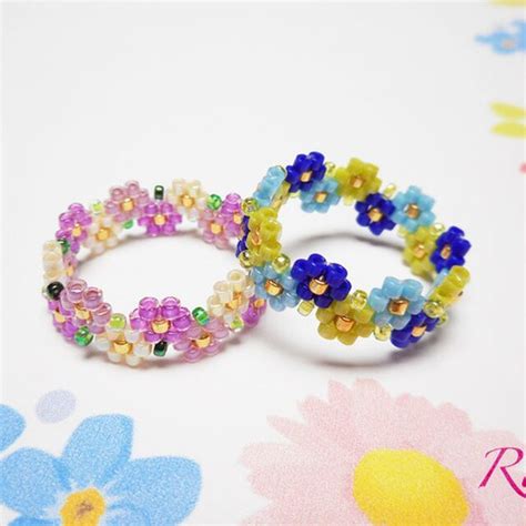 ♪ 花ペアリング2★rpandbg 135号 ハンドメイドマーケット Minne ビーズ 花 作り方 ビーズフラワー 指輪 作り方