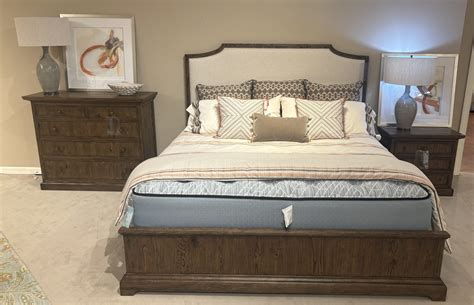 Bassett Furniture 2404 H163 Surry Bedroom Group Hickory Park Furniture