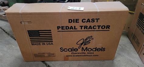 Scale Models Allis Chalmers Model C Aumann Auctions Inc