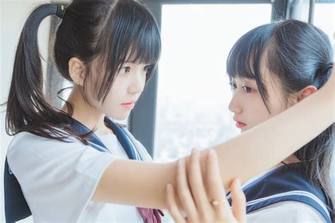 桜桃喵 她s·h·e 她制服×制服 制服双子桜桃喵×木绵绵owo 写真アルバム