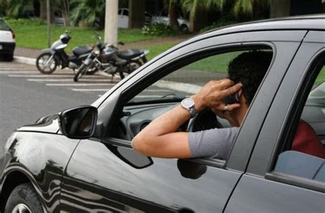 Multa Por Dirigir Com Uma Mão Valor Pontos