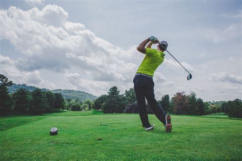 Golf Club Distances Pga Tour And Lpga Tour Pros Vs Men And Women