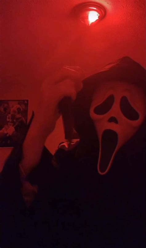 100 Ghostface Aesthetic Wallpapers