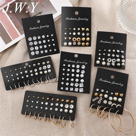 Sparkling Geometric Zircon Stud Earrings Hypoallergenic Pearl Piercing