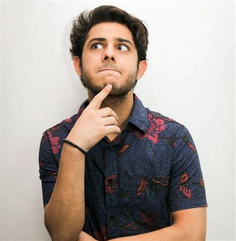 Carryminati Youtuber उम्र हाइट गर्लफ्रेंड परिवार Biography In