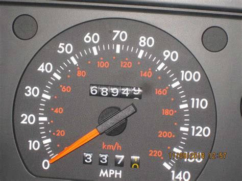 Lot 321 1990 Ford Escort Xr3i Se500 Cabriolet