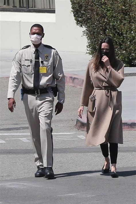 Angelina Jolie Leaves A Burbank Hospital 08 20 2021 Hawtcelebs