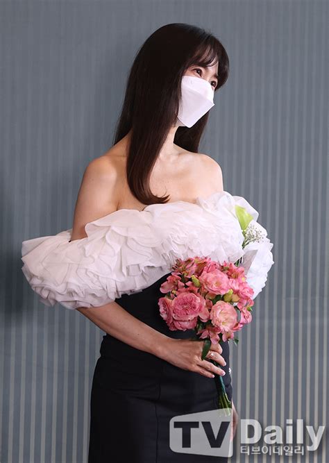 [td포토] 박소현 과감한 노출 드레스