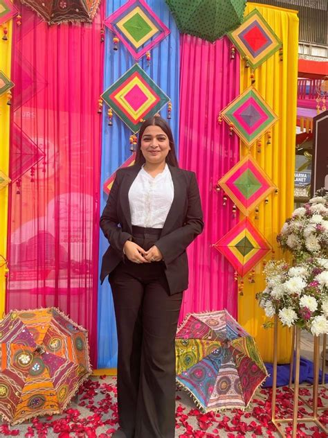 shubhangi singh on linkedin officedesign officelife contentmarketing confidenceboost