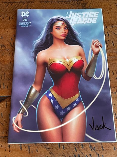 Wonder Woman Hot Justice League