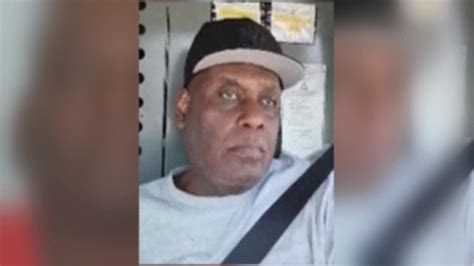 Buscan A Frank James El Posible Autor Del Tiroteo En El Metro De Nueva