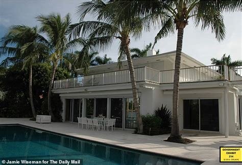 Sarah Ferguson And Prince Andrew Visited Epstein S Palm Beach Lair