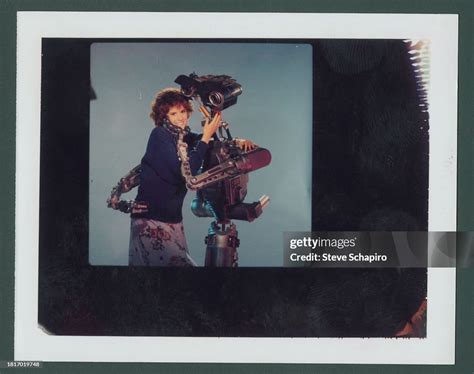 American Actress Ally Sheedy Embraces Her Robot Co Star In The Film