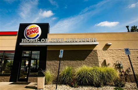 Man Assaults 2 Juvenile Employees At West Michigan Burger King Police