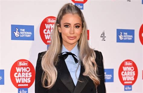 Olivia Attwood Strips Off For New Documentary Series Data Thistle