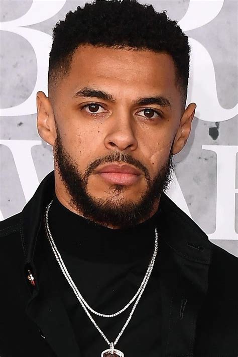 Andre Gray About Entertainmentie