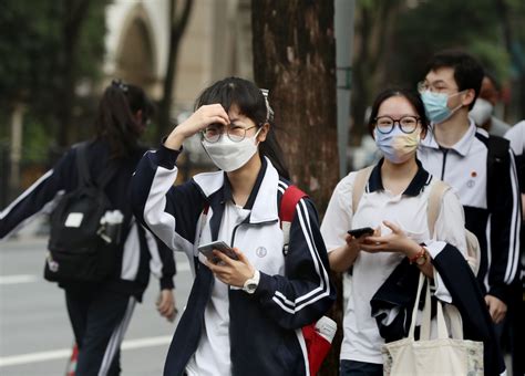 上海：高三高二学生返校复学